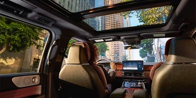 A Detailed Look at the 2025 Lincoln Navigator Interior